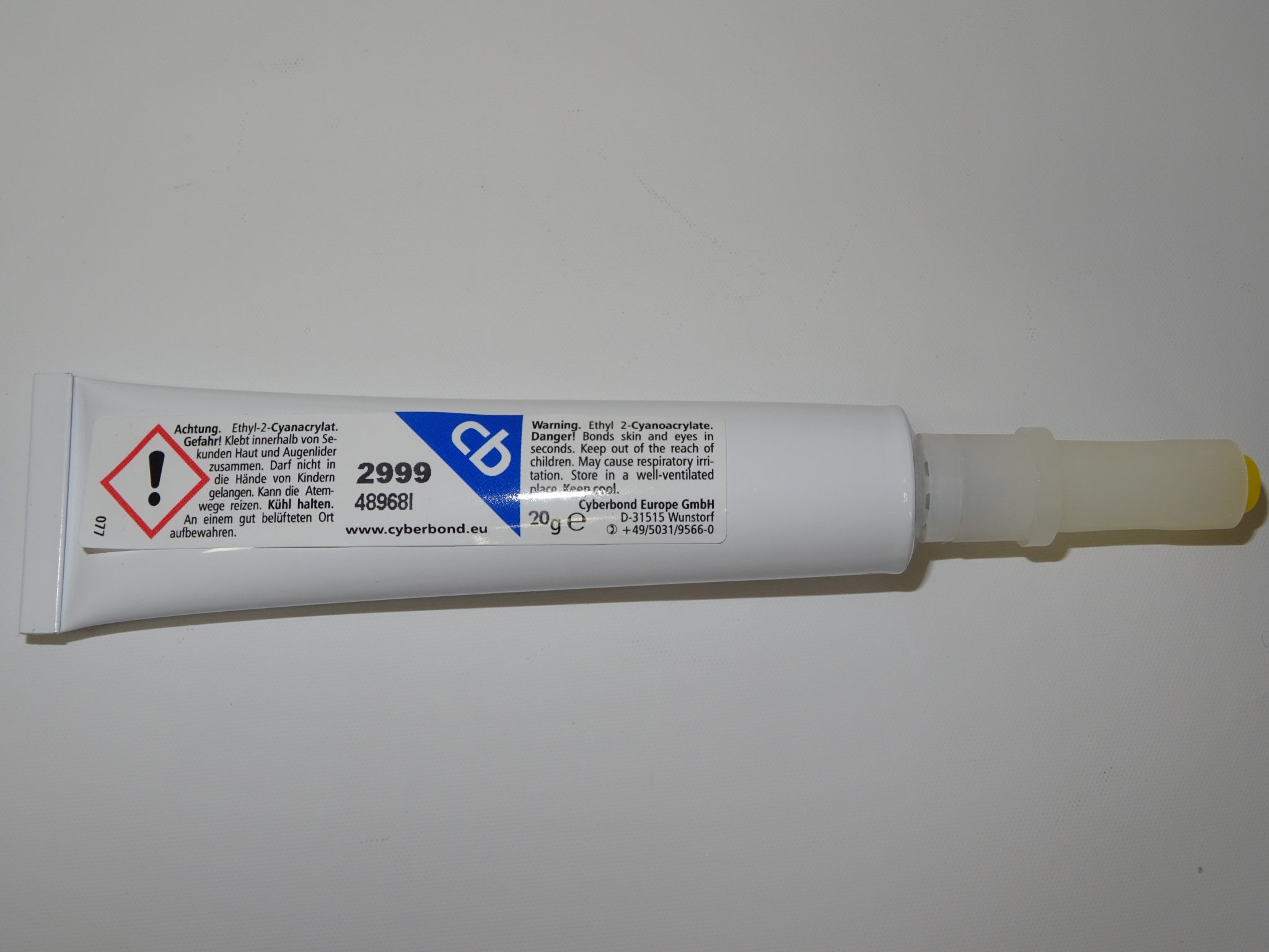 Cyberbond 2999 – Instant Adhesive, Non-Drip Gel – Trimfix Supplies